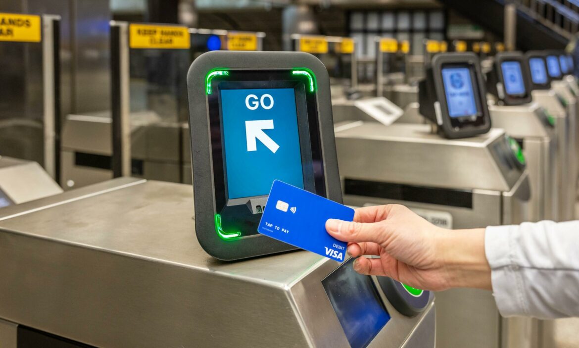 MBTA Riders Can Now Tap Credit Cards to Ride Buses, Green Line ...